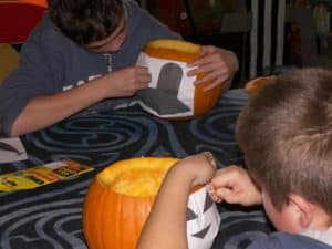 Sculpter une citrouille : conseils et pochoirs à imprimer