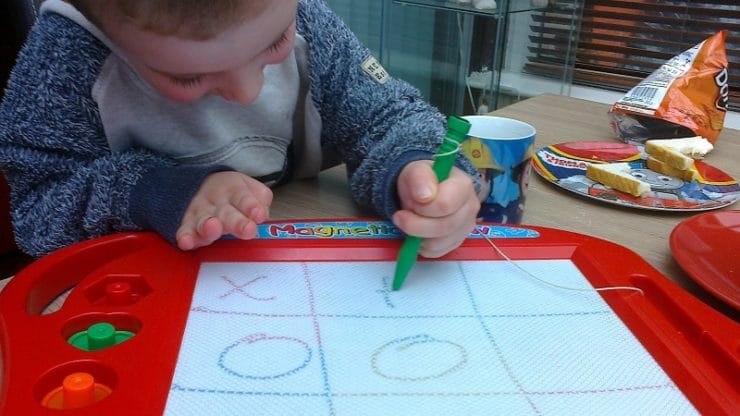 Jeux de codage maternelle : 10 idées simples et amusantes