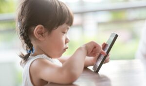 Quels sont les signes d'un enfant précoce